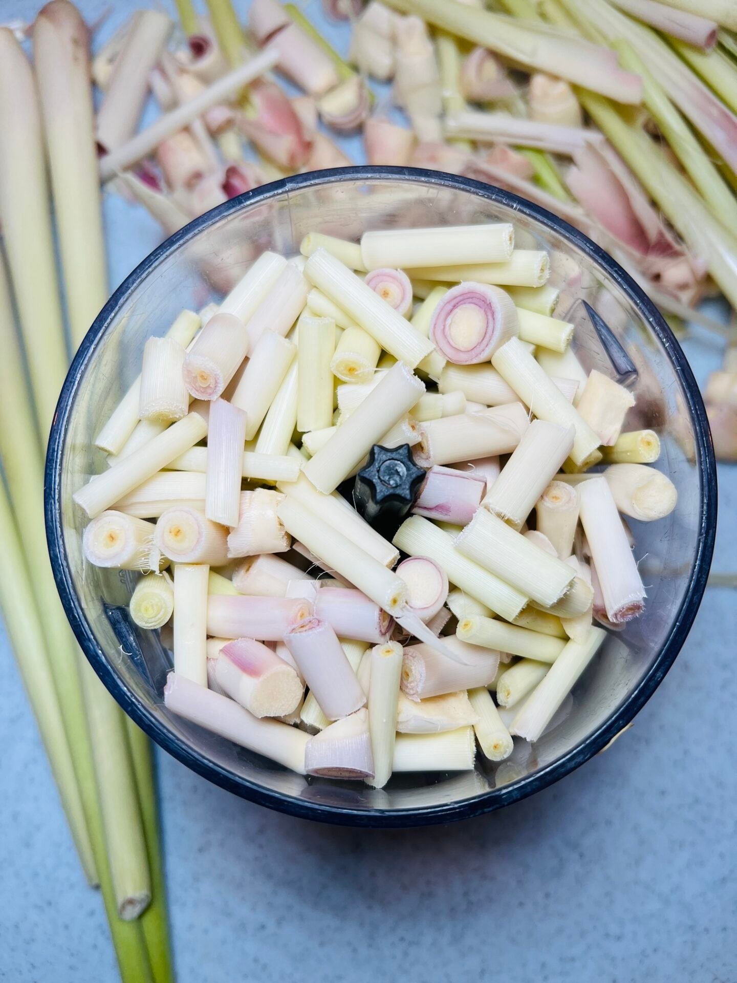 A Zesty Lemongrass Paste Recipe. Growing and Cooking with Lemongrass ...
