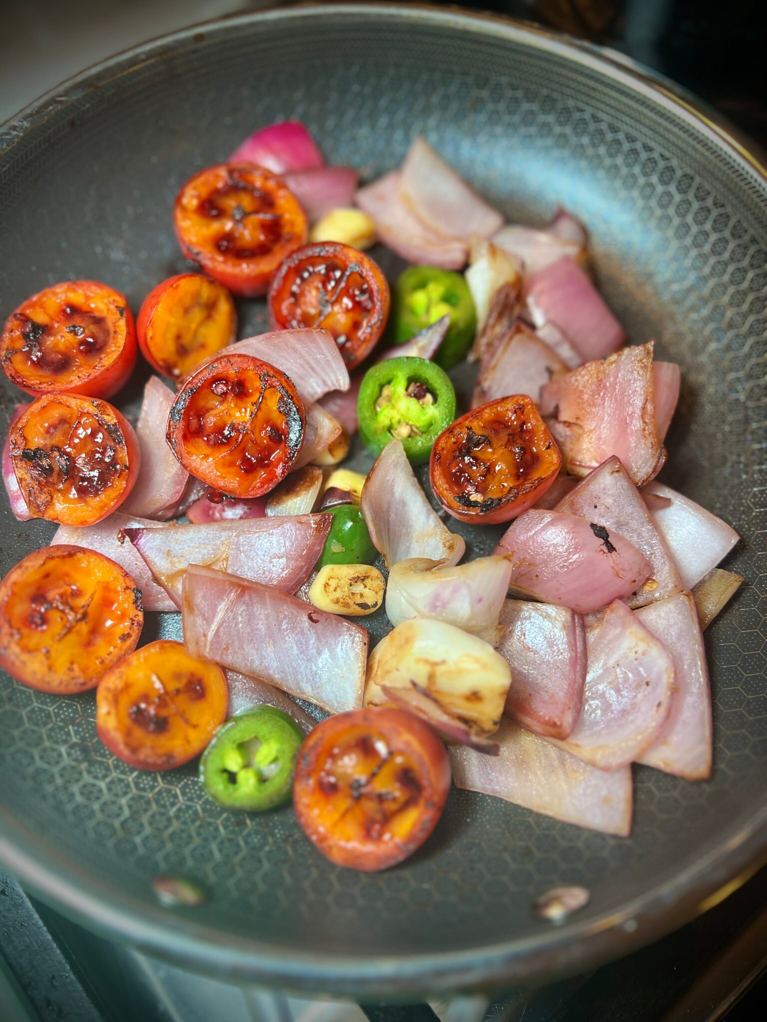 How to make Tamarillo Salsa in Molcajete - Marzi's Garden